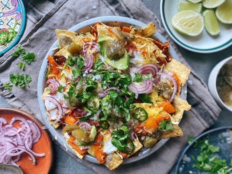 What To Serve With Nachos? Epic Nacho Sides | Gran Luchito
